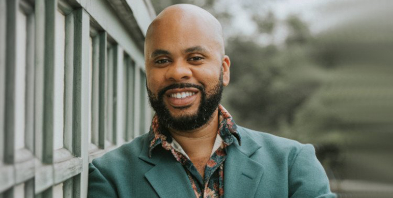 R. Eric Thomas: ‘Don’t Bleed All Over the Congregation’ ‹ Literary Hub
