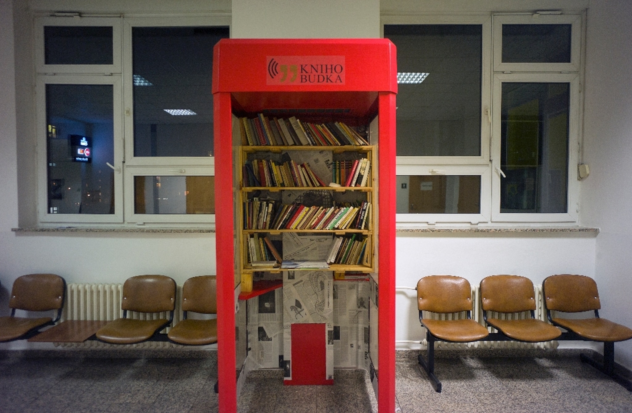 Behold these cute phone booth libraries from around the world ...